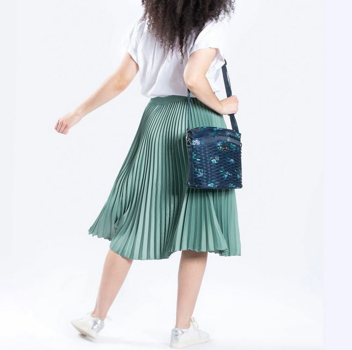 Lug - Shop Online at CAA Manitoba